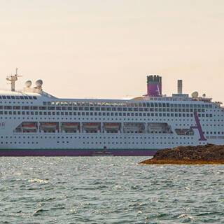 A foodies guide to Ambassador Cruise Line | ROL Cruise