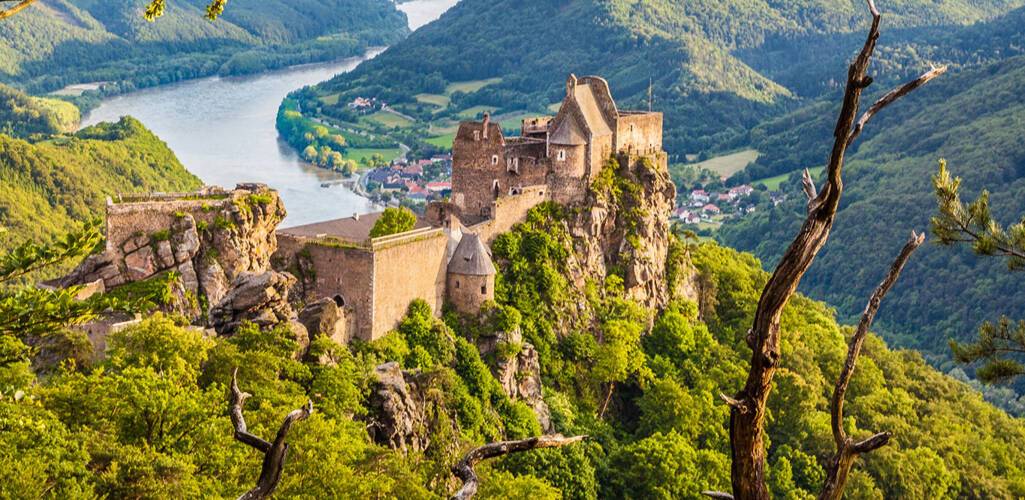 Enchanting Danube - Budapest to Passau (7 nights) | 11 Oct 2026 | S.S ...